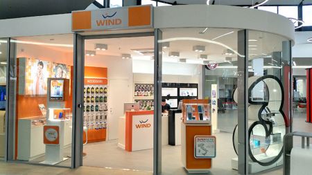 WINDTRE Store - Centro Commerciale Piazza Lodi di Milano